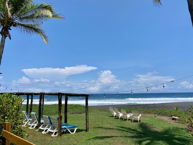 Beachfront Seating at Azul Ocean Club – Casa Privada Exclusive
